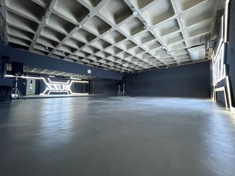 D st | BUZZ池袋西口PARK | 格安レンタルスタジオ